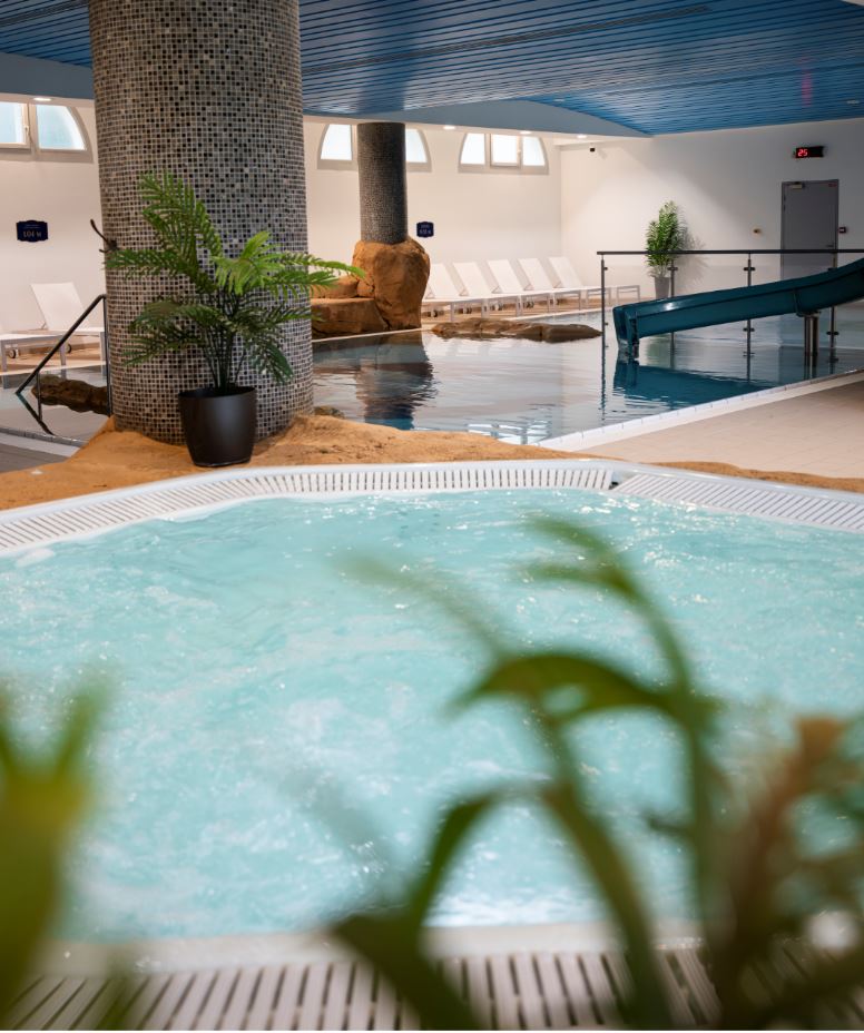 Piscines et spa - Hôtel Dream Castle - près de Disneyland Paris